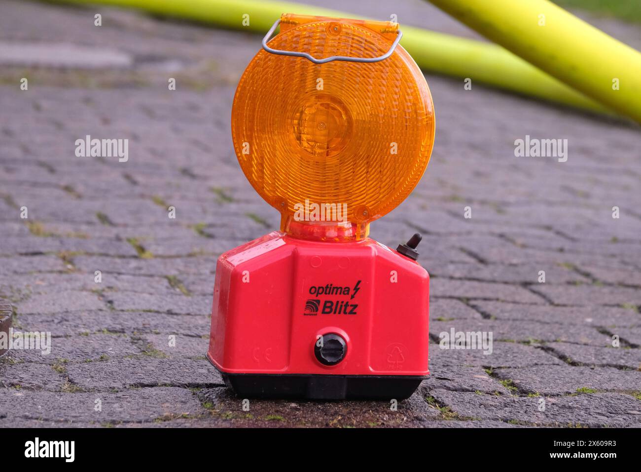 Feuerwehr-Blaulicht Feuerwehr in verschiedenen Bildern und Aktionen in ...