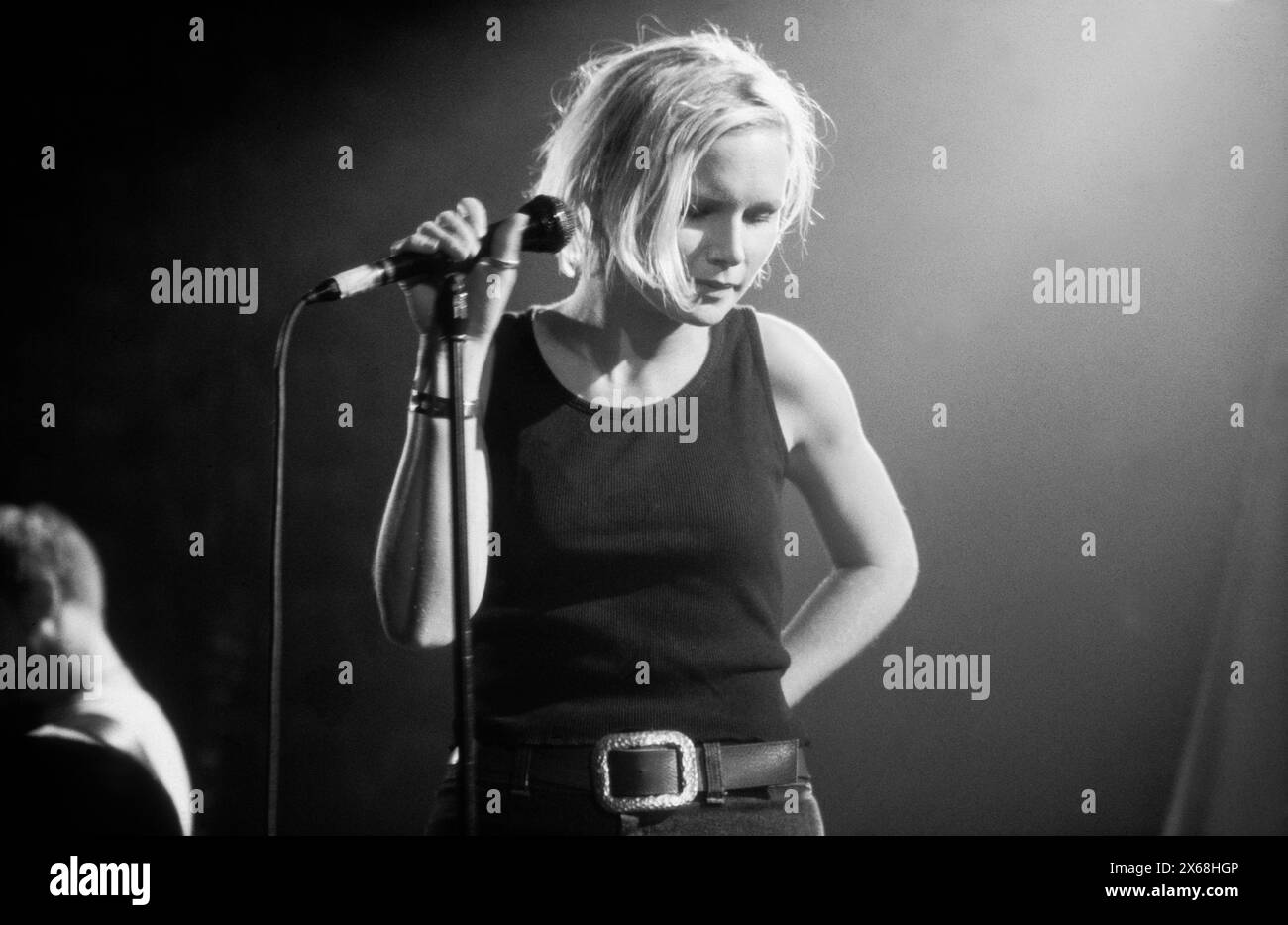 NINA PERSSON, YOUNG, THE CARDIGANS, 1996: Eine junge Nina Persson von ...