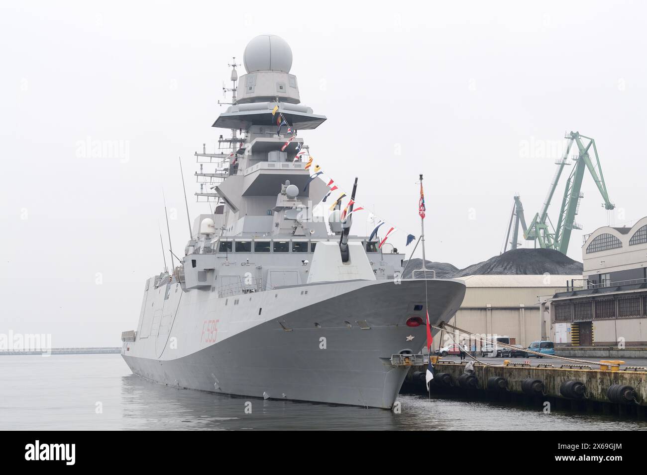 Rizzo der italienischen marine -Fotos und -Bildmaterial in hoher ...