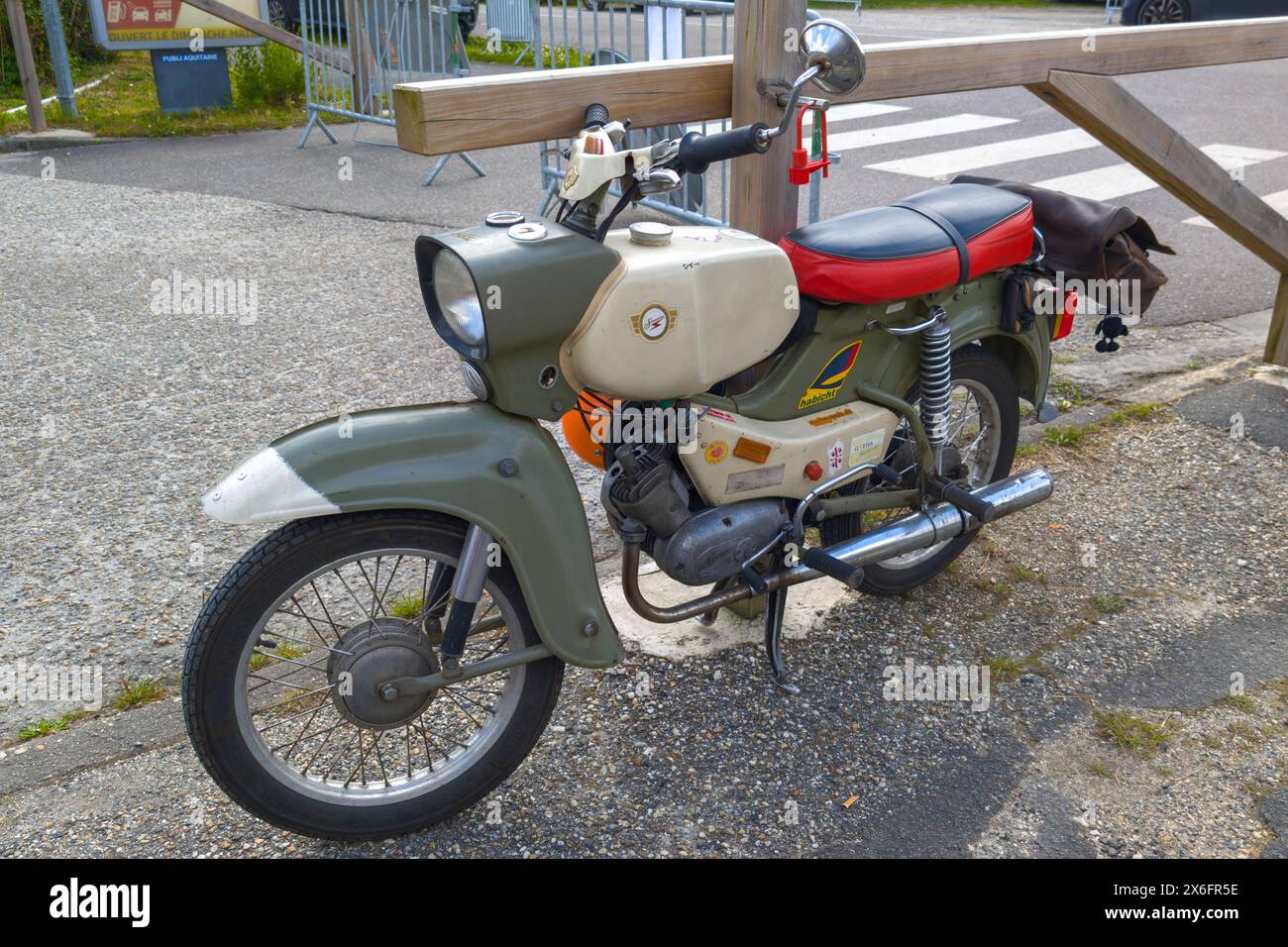 Simson logo -Fotos und -Bildmaterial in hoher Auflösung – Alamy