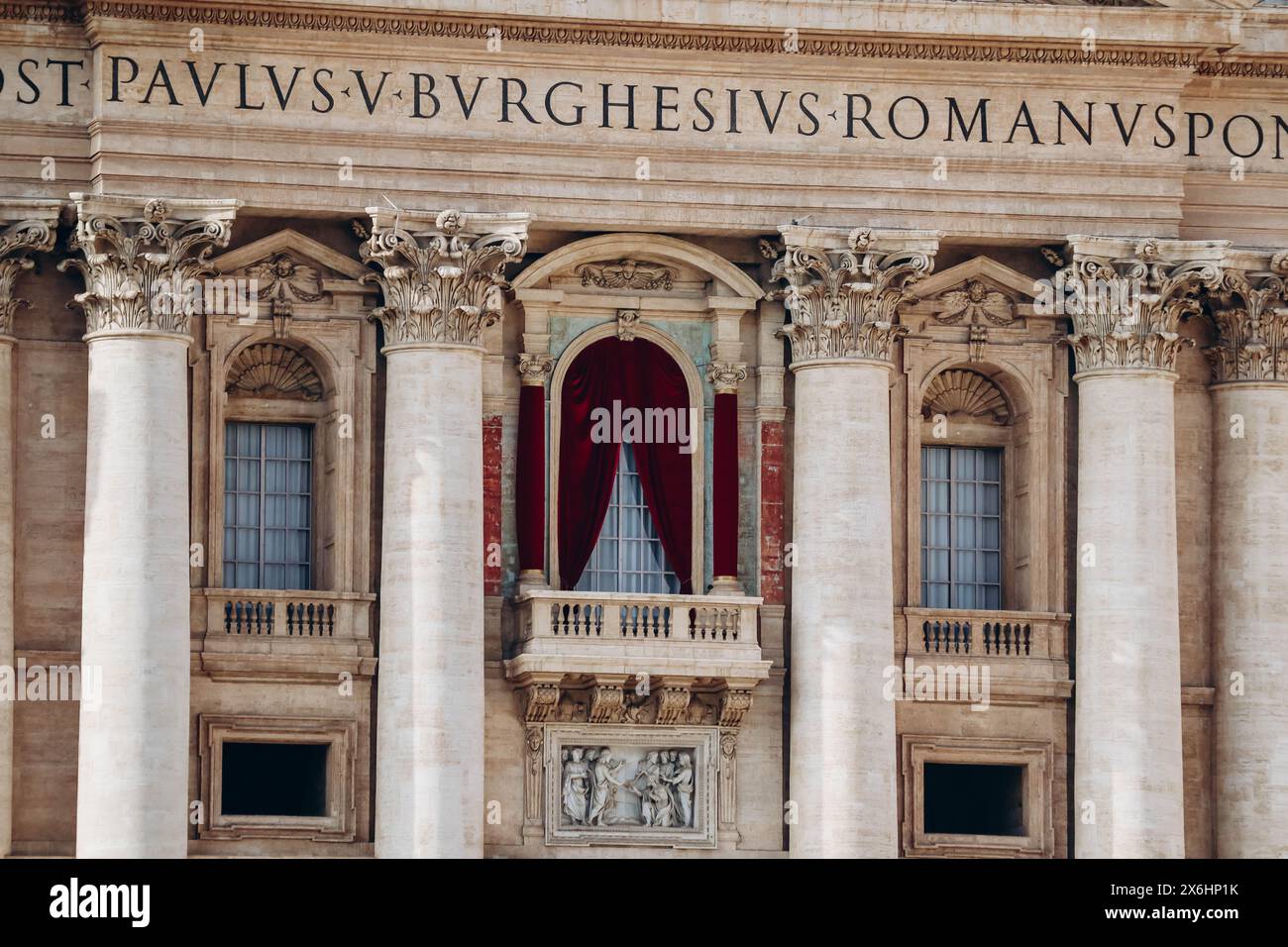 Die päpstliche Basilika St. Peter im Vatikan oder einfach nur der ...