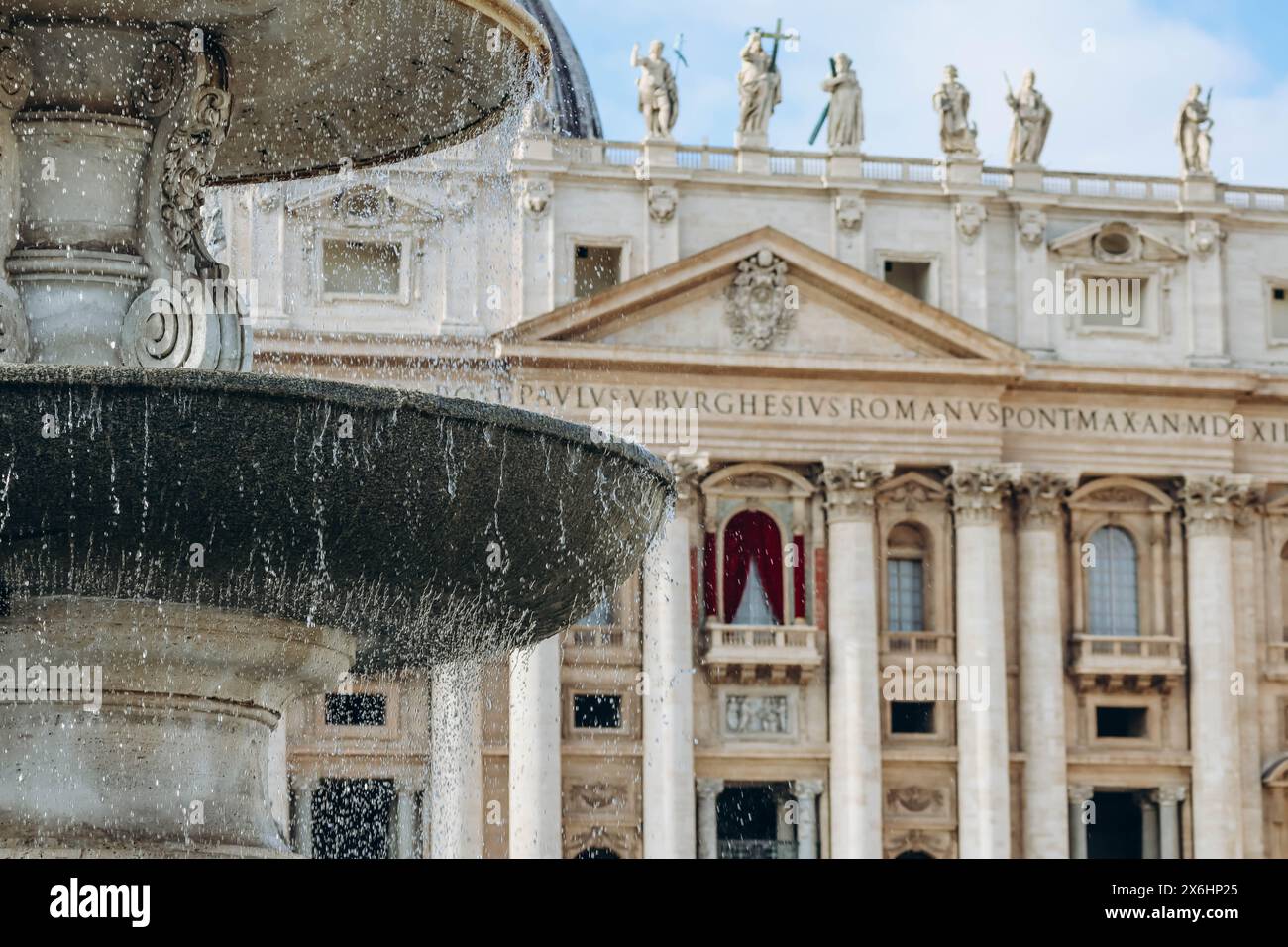 Die päpstliche Basilika St. Peter im Vatikan oder einfach nur der ...