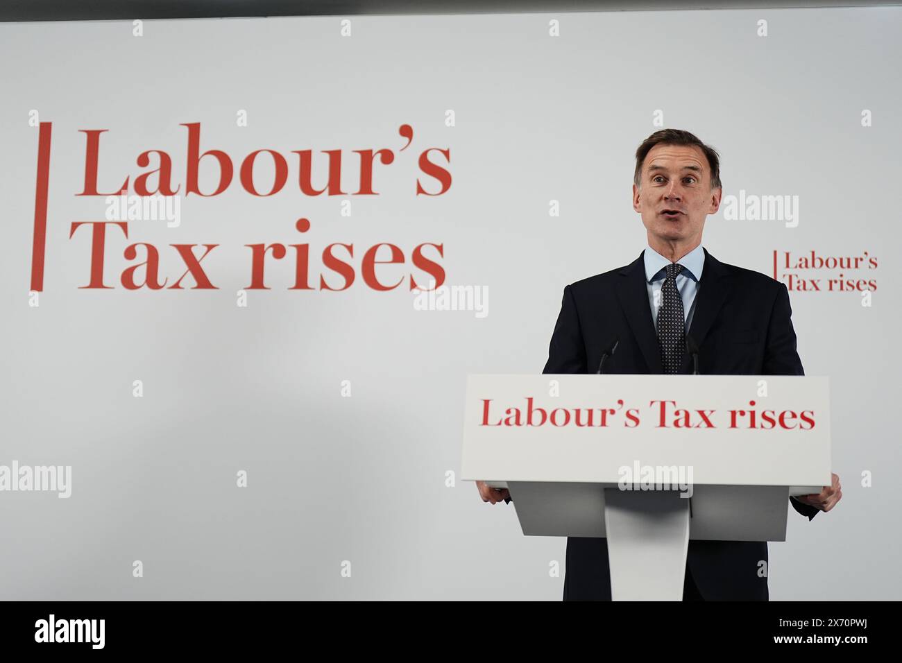 Bundeskanzler Jeremy Hunt hält eine Rede über die Wirtschaft in der One ...