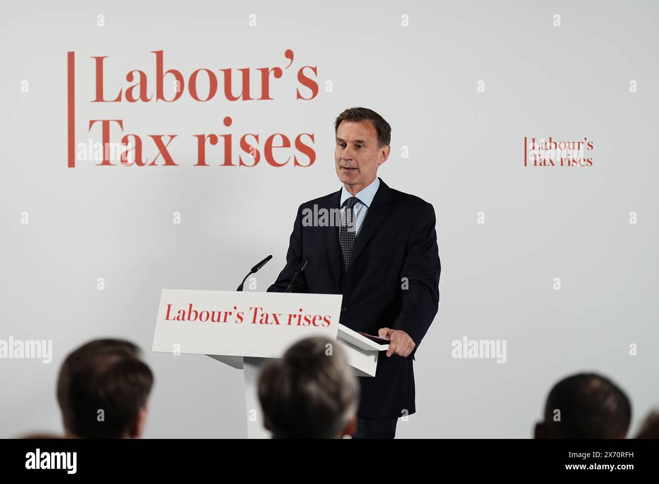 Bundeskanzler Jeremy Hunt hält eine Rede über die Wirtschaft in der One ...