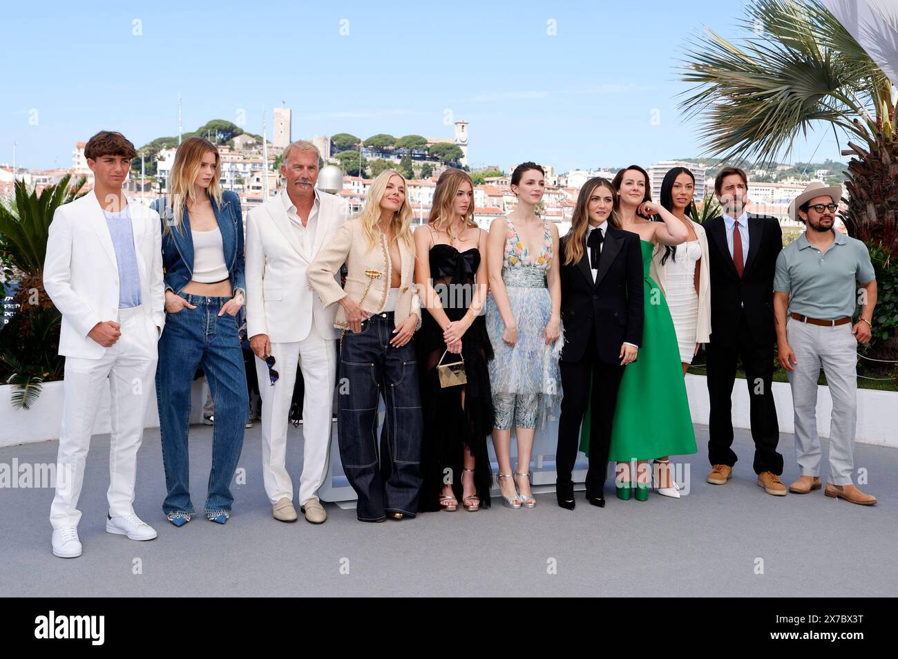 Hayes Costner, Abbey Lee Kershaw, Kevin Costner, Sienna Miller, Georgia ...