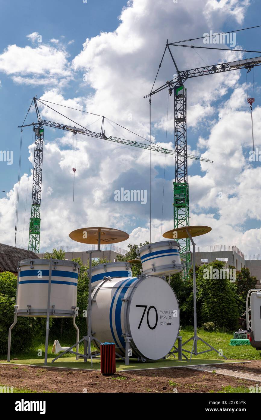 Bilderserie: 70 Jahre Thomann im fränkischen Treppendorf, Europas ...