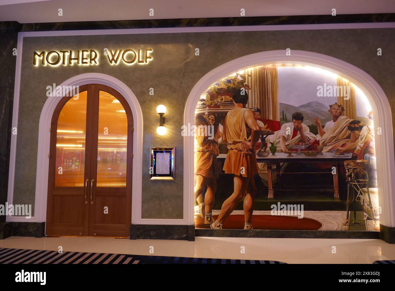 Las Vegas, Nevada, USA 14. Mai 2024 Mother Wolf Restaurant im ...