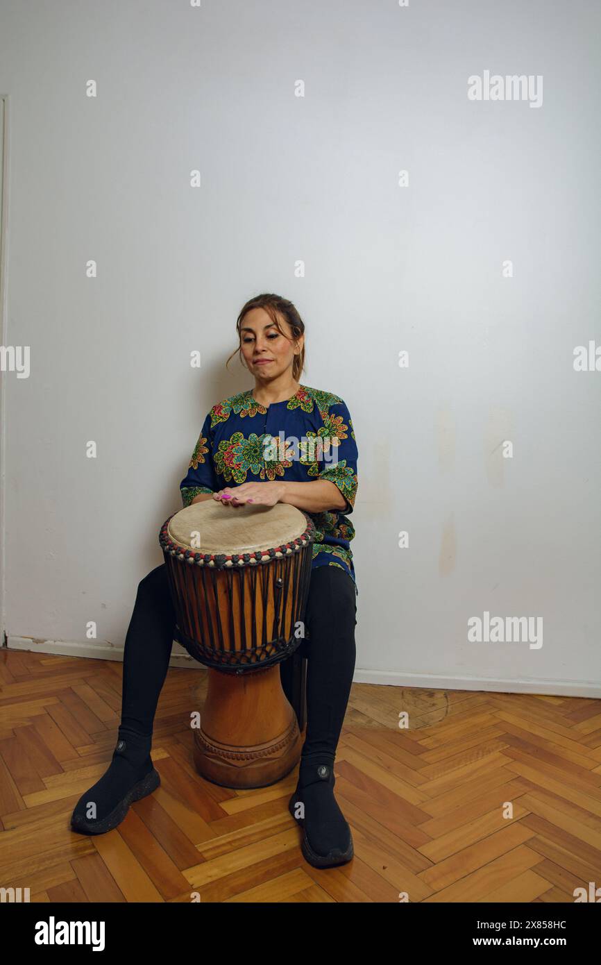 Eine argentinische trommel -Fotos und -Bildmaterial in hoher Auflösung – Alamy