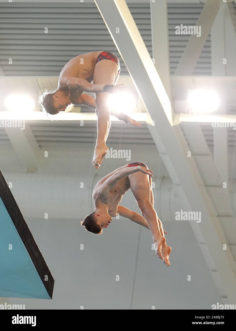 Shane McConnell (links) und Angus Menmuir sind auf dem Weg, Gold im 10 ...