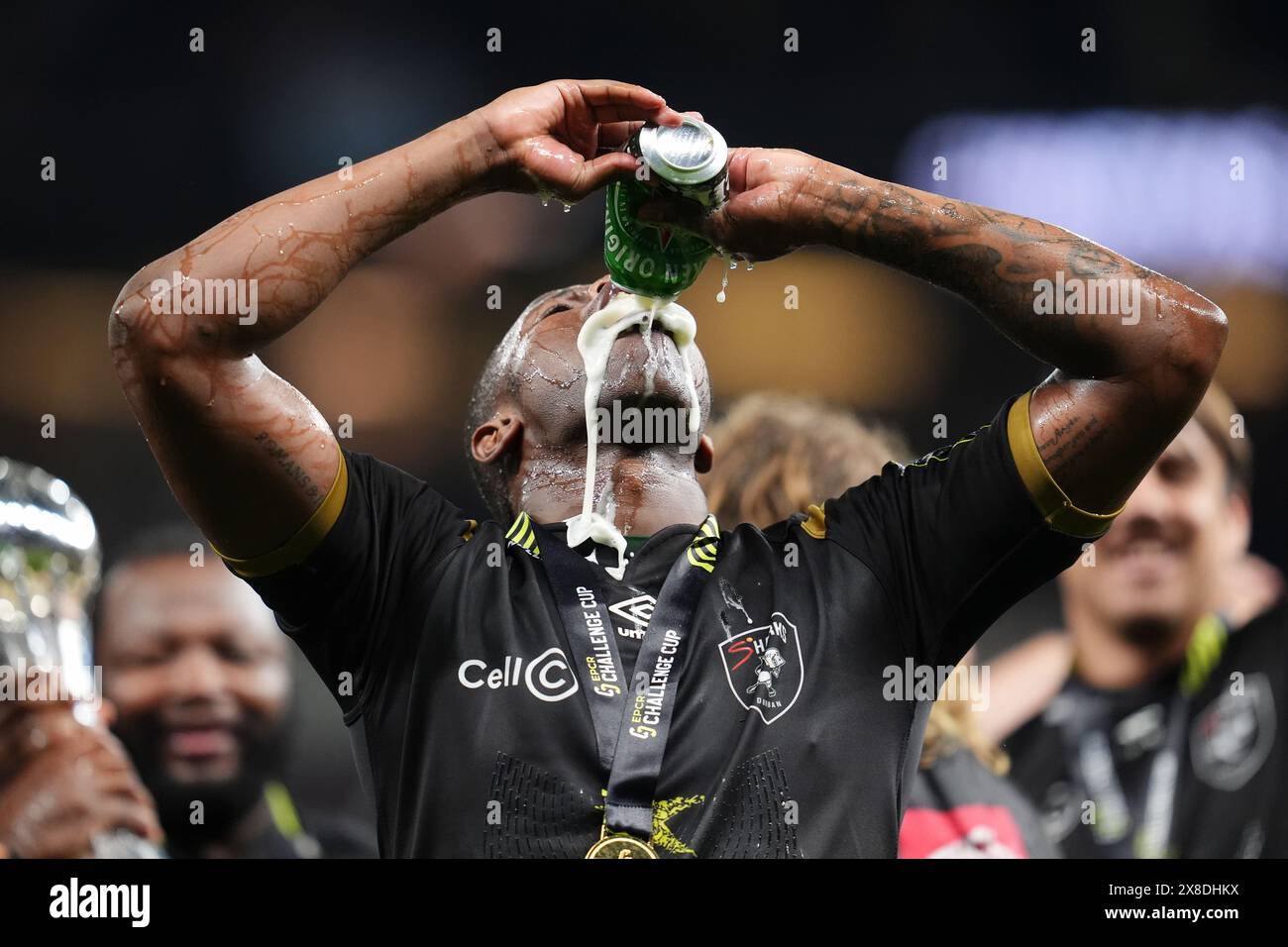 Aphelele Fassi von Hollywoodbet Sharks feiert nach dem Sieg im Finale ...