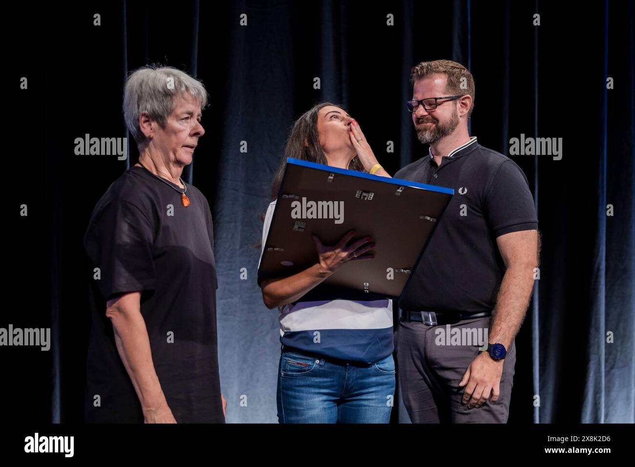 26. Mai 2024, Berlin: Kerstin (l-r), Mutter des ehemaligen und ...