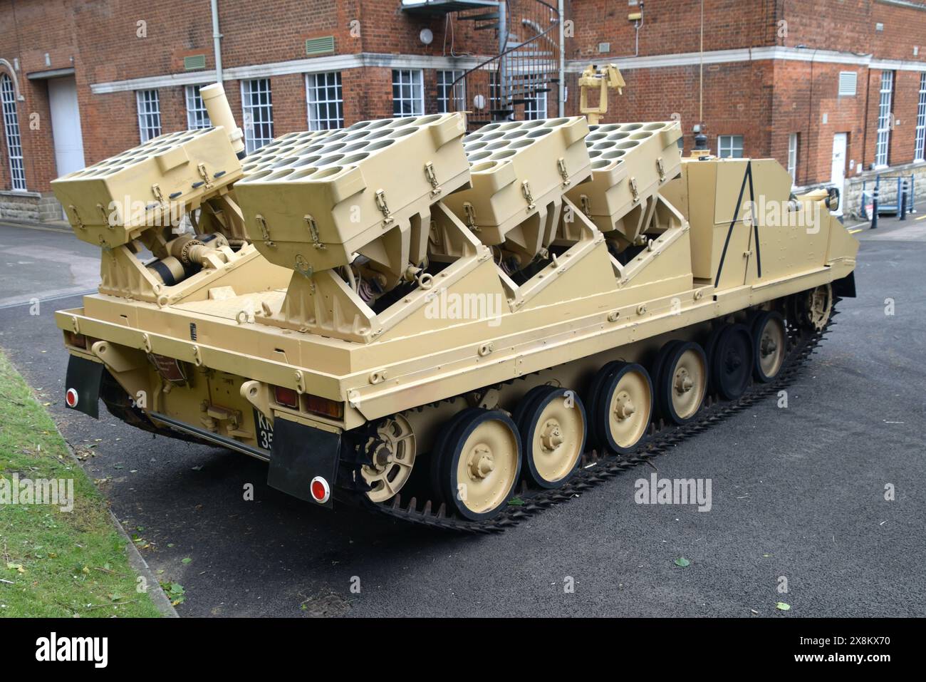 Ein Prototyp des Shielder VLSMS (Vehicle Launch Scatterable Mine System ...