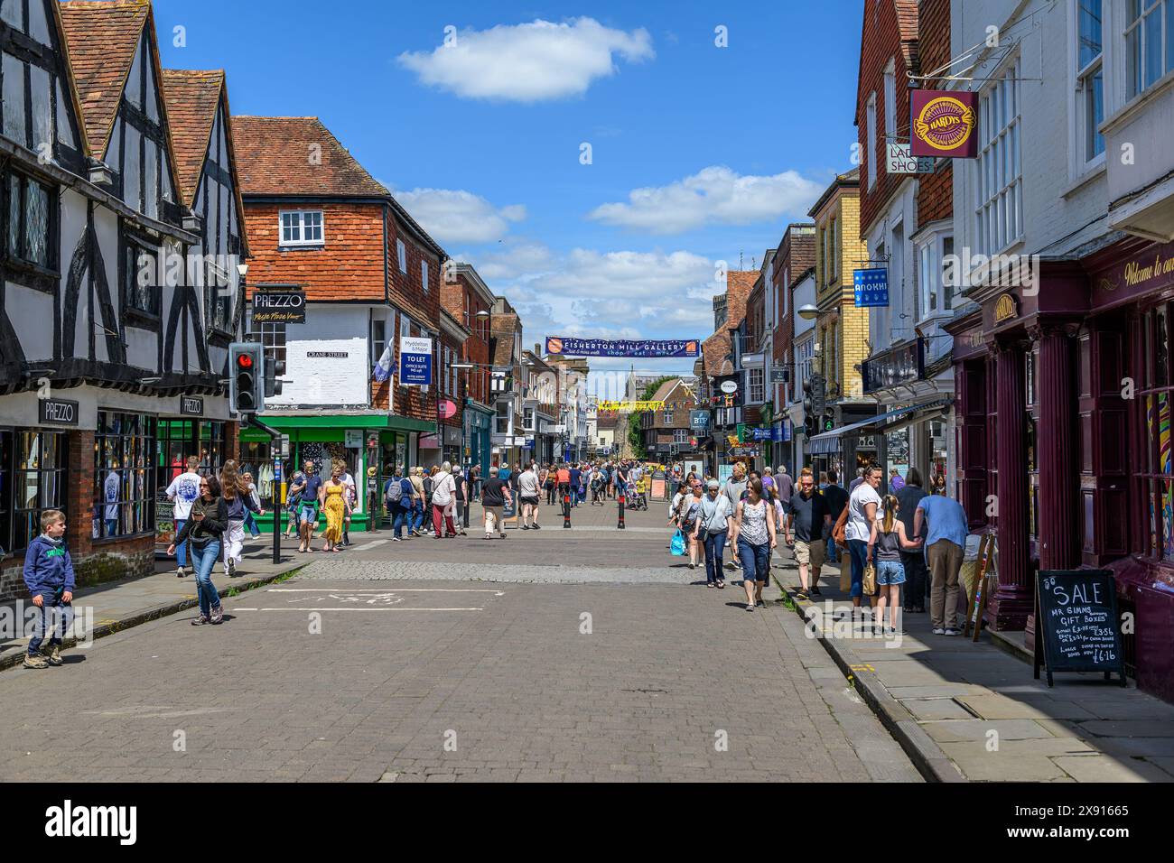 Salisbury einkaufen -Fotos und -Bildmaterial in hoher Auflösung – Alamy