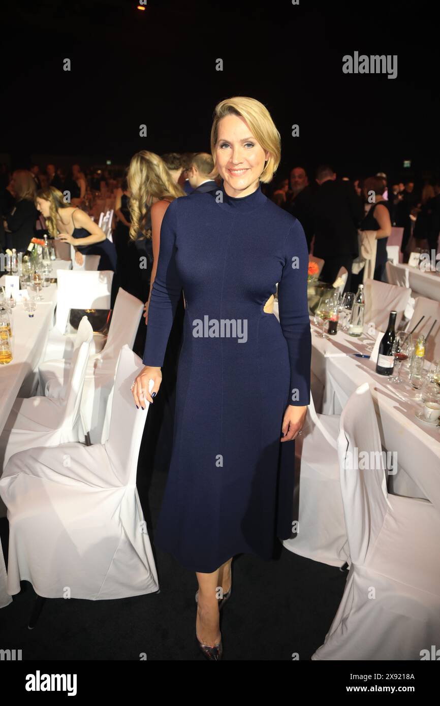 Judith Rakers bei der Verleihung des 24. Radio Regenbogen Award 2024 in ...