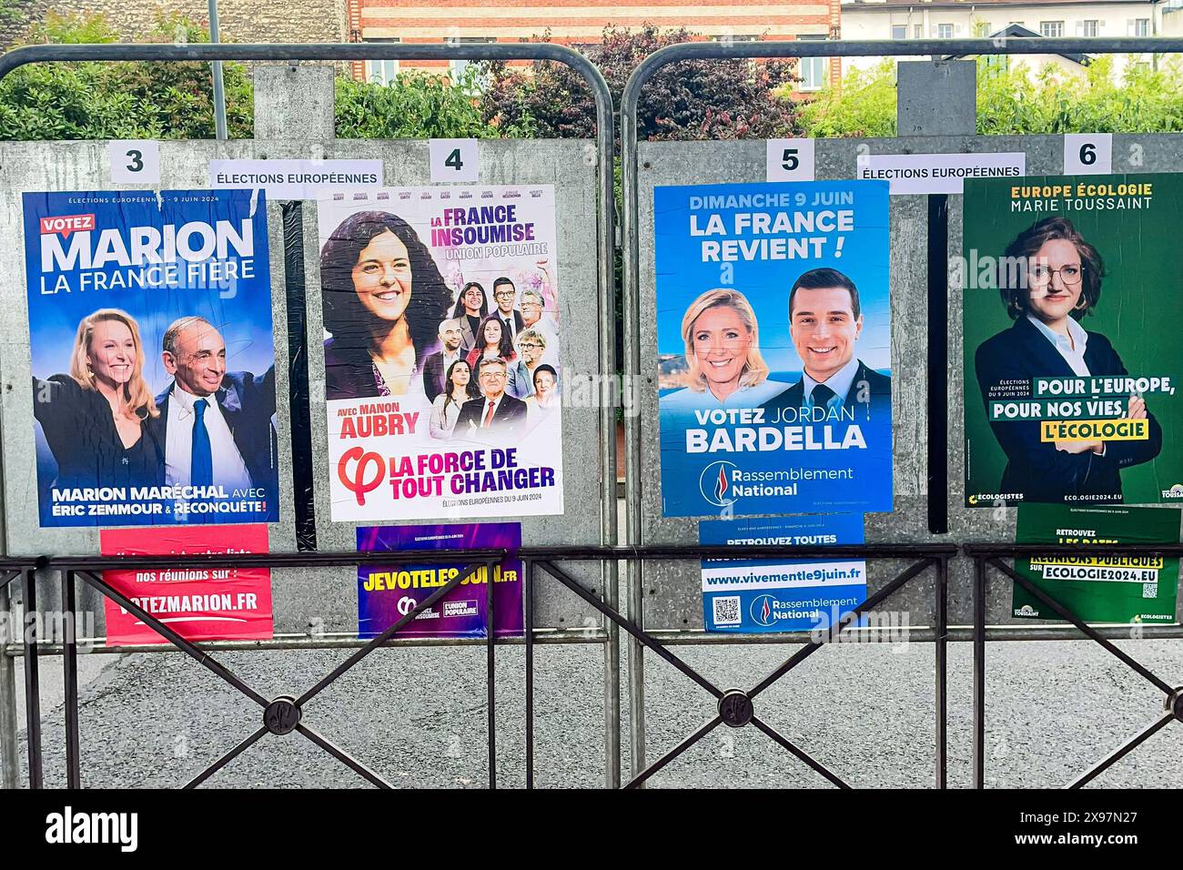 Paris, Frankreich. Mai 2024. Plakate für die Europawahlen 2024 sind an ...