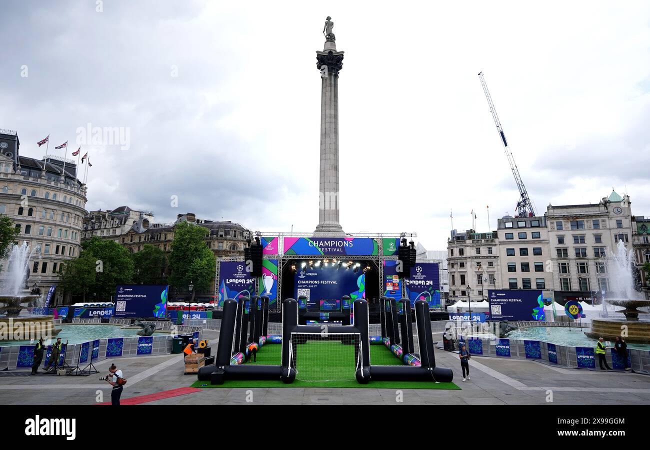 Ein allgemeiner Überblick über die Feierlichkeiten auf dem Trafalgar ...