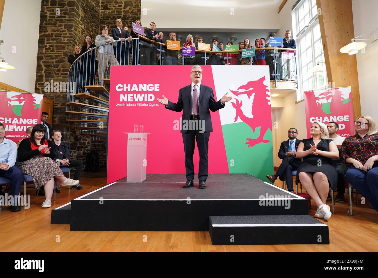 Sir Keir Starmer spricht beim Start der sechs Schritte für den Wandel ... Sir Keir Starmer spricht beim Start der sechs Schritte für den Wandel ...