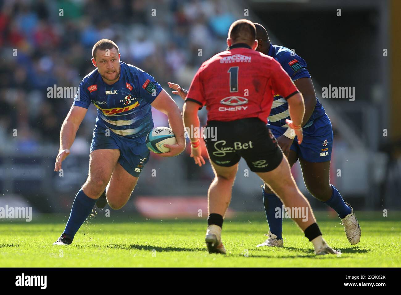 KAPSTADT, SÜDAFRIKA - 1. JUNI: Andre-Hugo Venter von DHL Stormers beim ...