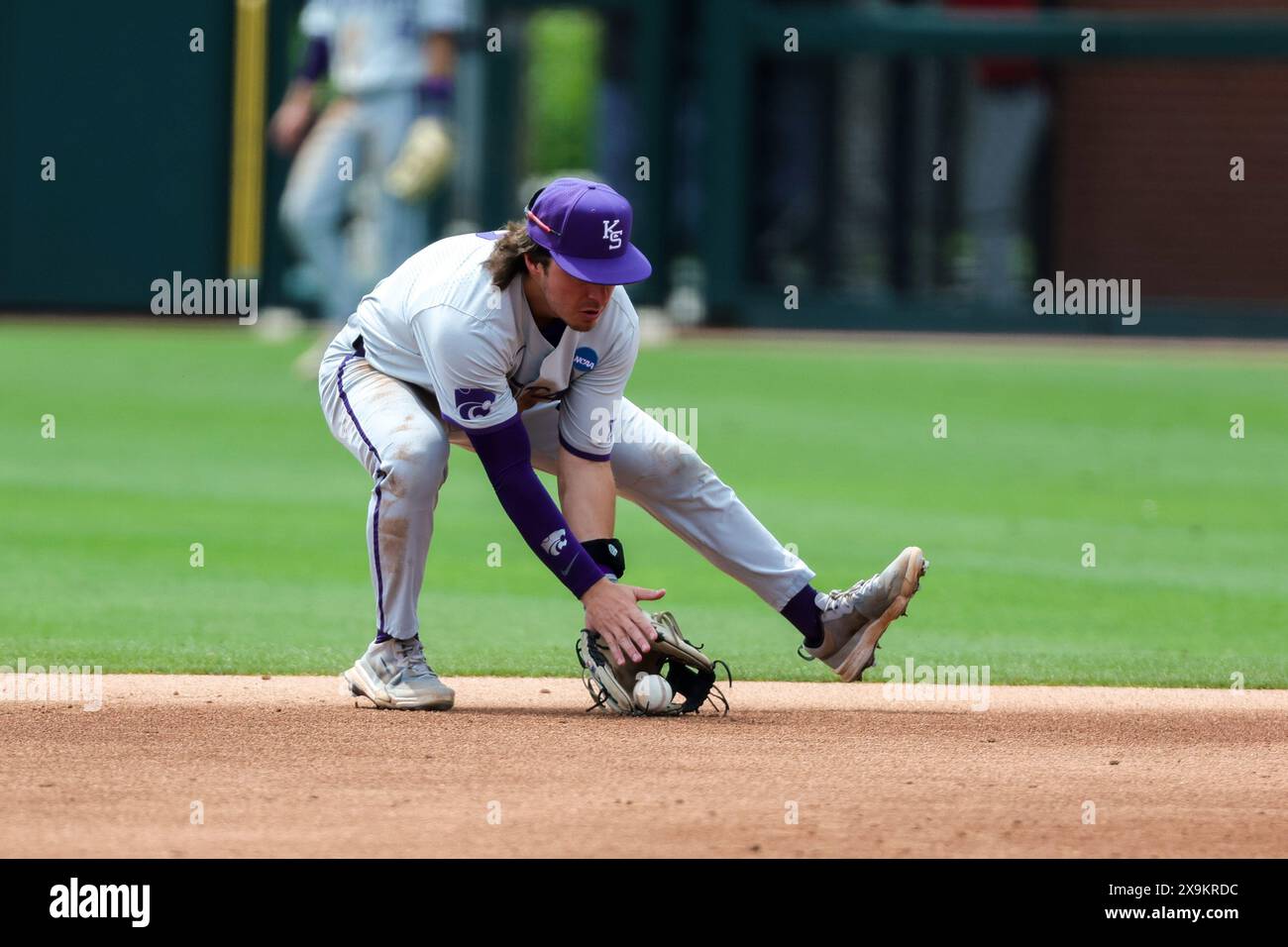 1. Juni 2024: Wildcats-Infield-Spieler Brady Day #7 fällt mit einem ...