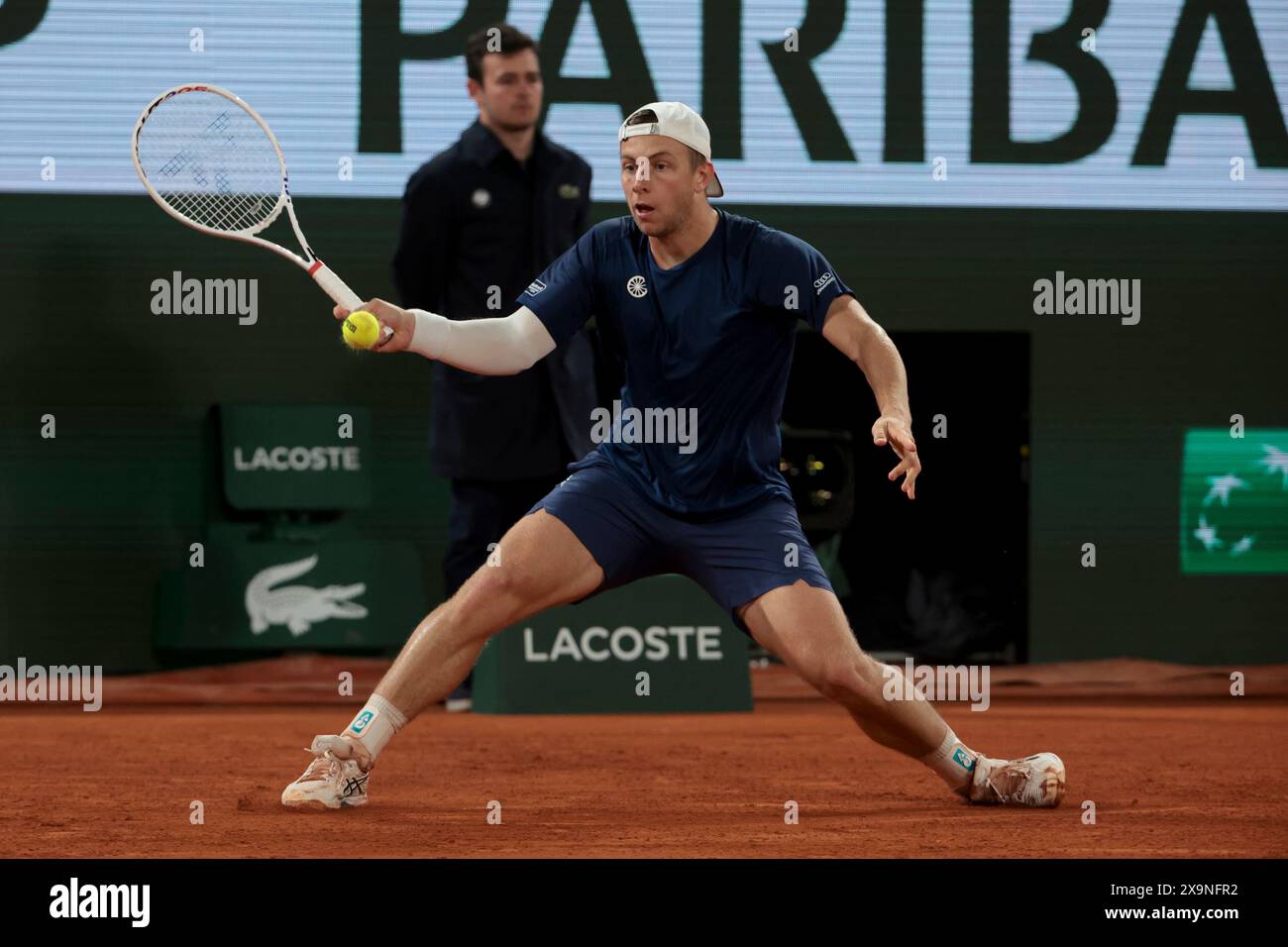 Tallon Griekspoor aus den Niederlanden während der French Open 2024 ...