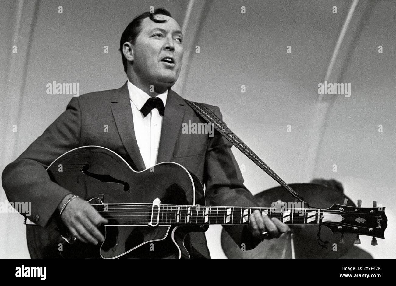 Bill haley rock roll singer -Fotos und -Bildmaterial in hoher Auflösung ...