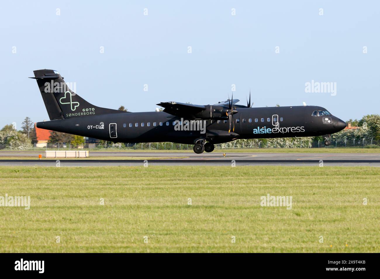 Kopenhagen, Dänemark. Mai 2024. Ein Alsie Express ATR 72-500 landet am ...