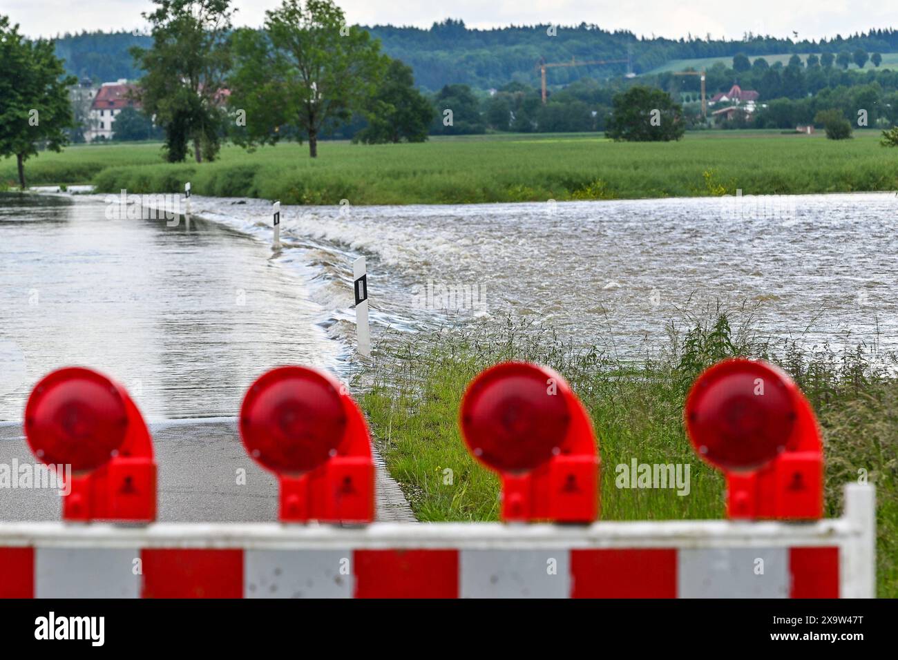 GER, Hochwasser im Lkr. Günzburg / 02.06.2024, B300, Thannhausen, GER ...
