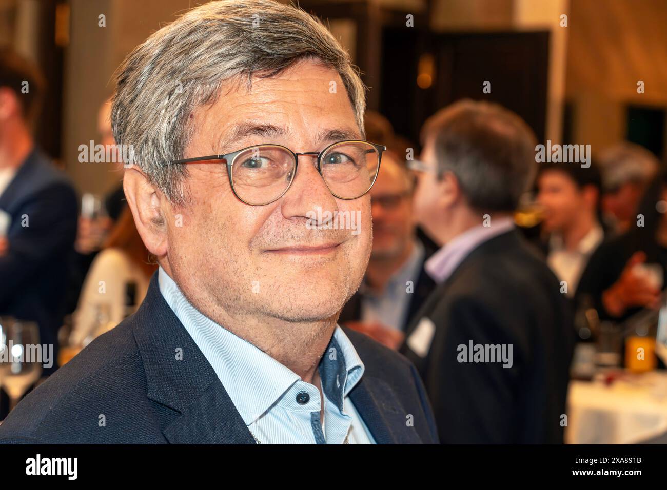 Roland tichy chefredakteur -Fotos und -Bildmaterial in hoher Auflösung ...