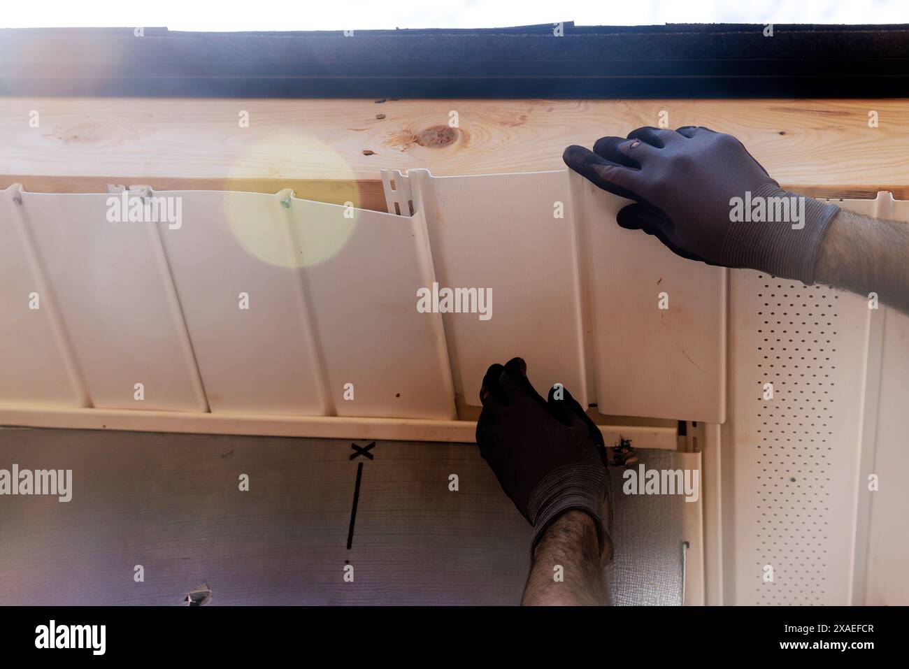 Tetto in lamiera di rame -Fotos und -Bildmaterial in hoher Auflösung – Alamy