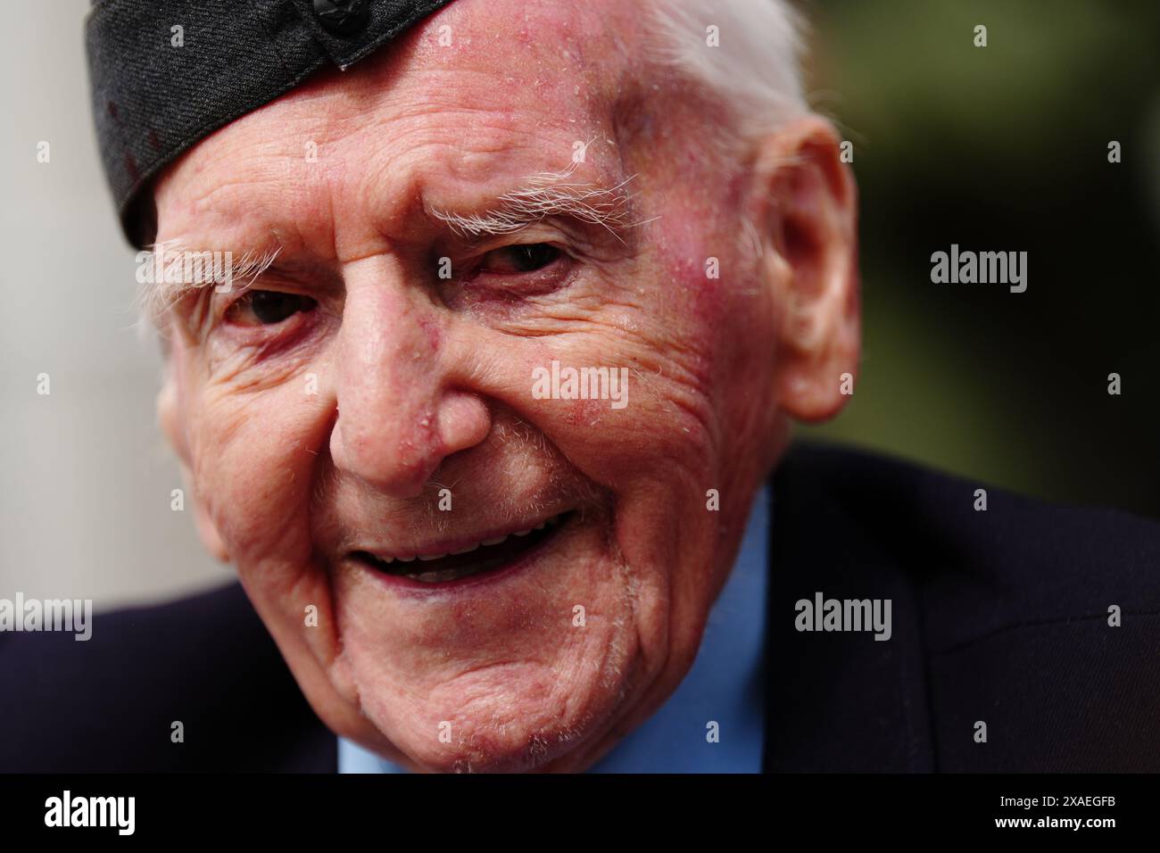 Der D-Day-Veteran Bernard Morgan kommt zum D-Day und zur Normandie ...