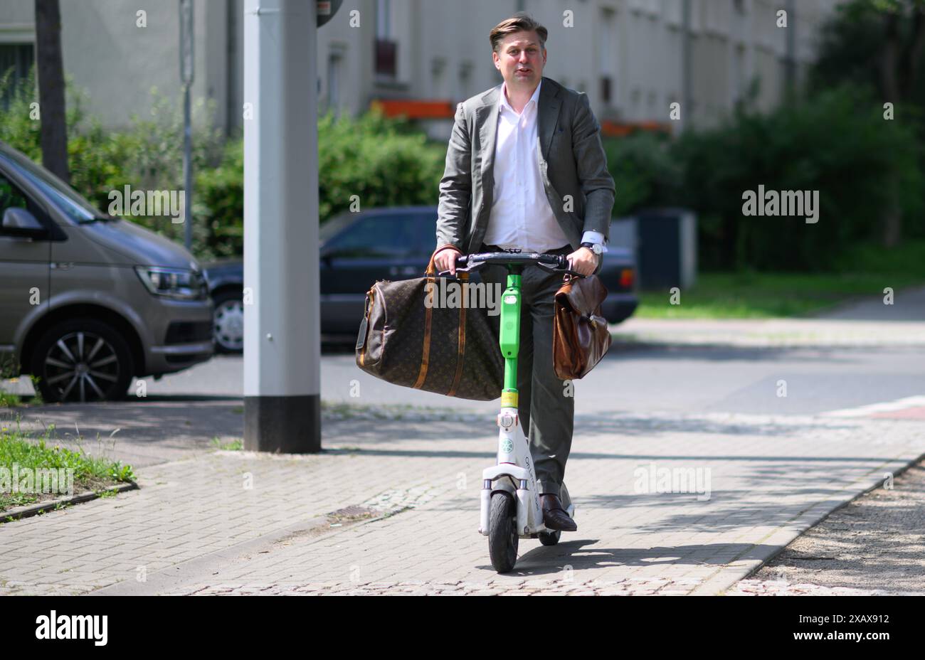 09. Juni 2024, Sachsen, Dresden: AFD-Spitzenkandidat für die ...