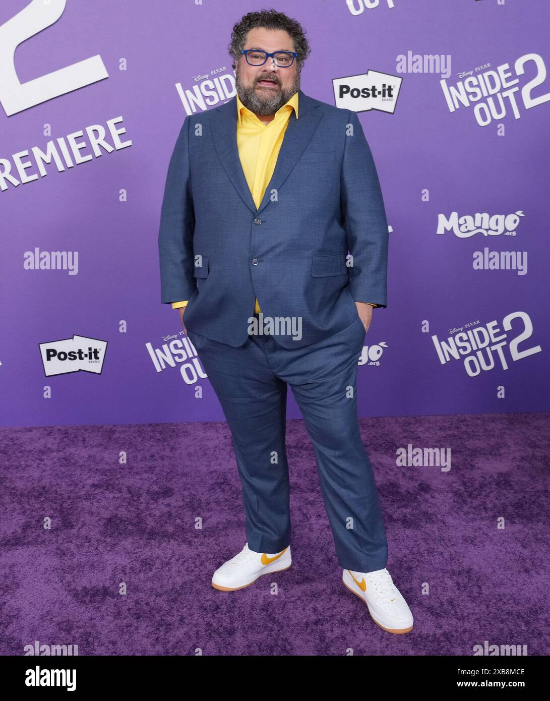 Bobby Moynihan kommt am Montag im Disney and Pixar's INSIDE OUT 2 World ...