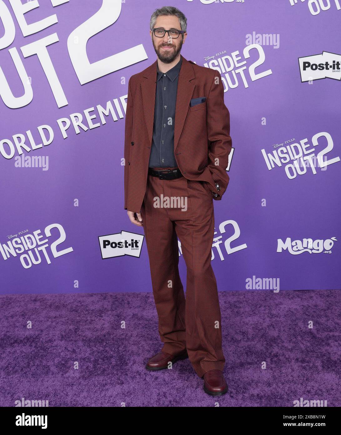 Dave Holstein kommt am Montag im Disney and Pixar's INSIDE OUT 2 World ...