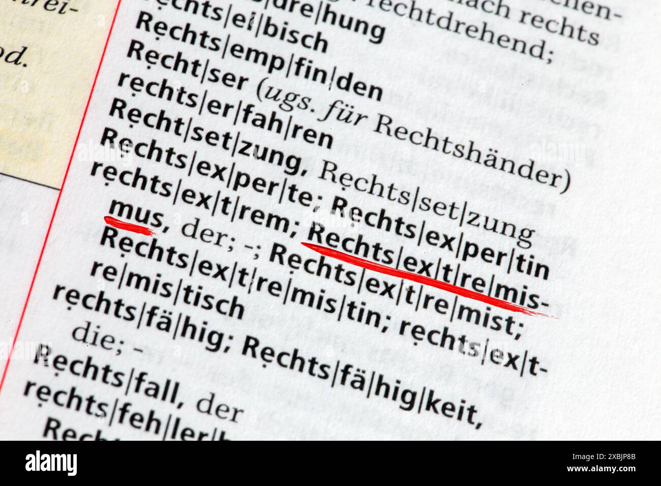 Rechtsextremer extremismus -Fotos und -Bildmaterial in hoher Auflösung ...