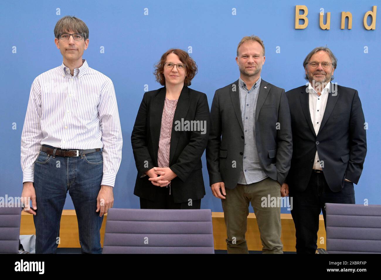 Claudio Jax, Alexandra Hoorn, Benny Folkmann und Michael Groß bei der ...