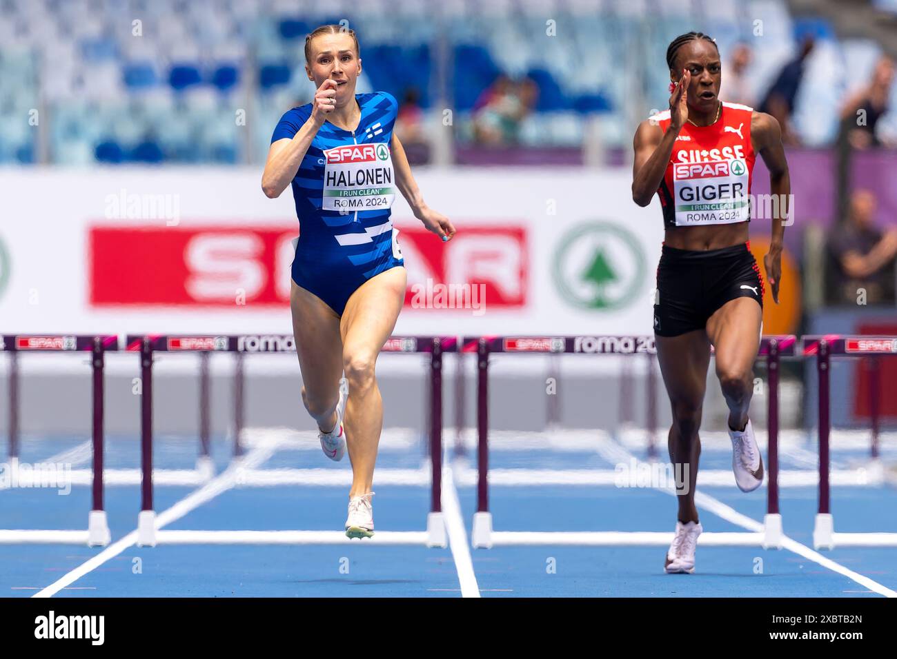 ROM, ITALIEN – 9. JUNI: Kristiina Halonen aus Finnland und Yasmin Giger ...