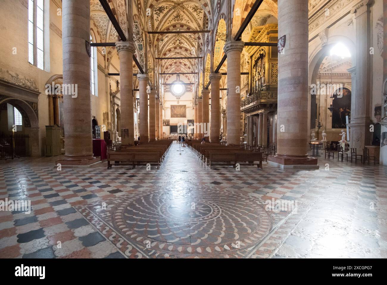 Wappen des dominikanerordens -Fotos und -Bildmaterial in hoher Auflösung – Alamy