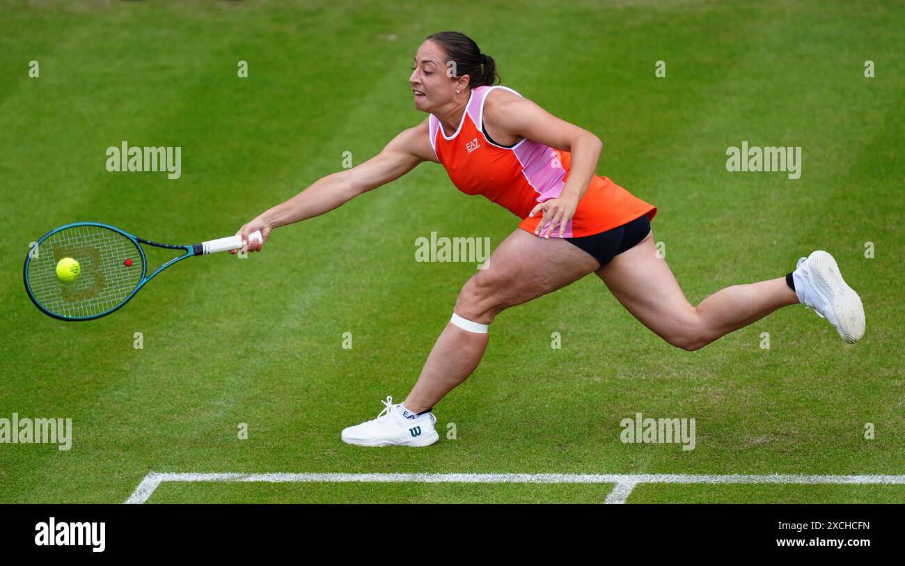 Elisabetta Cocciaretto im Kampf gegen Jelena Ostapenko im Singlespiel ...