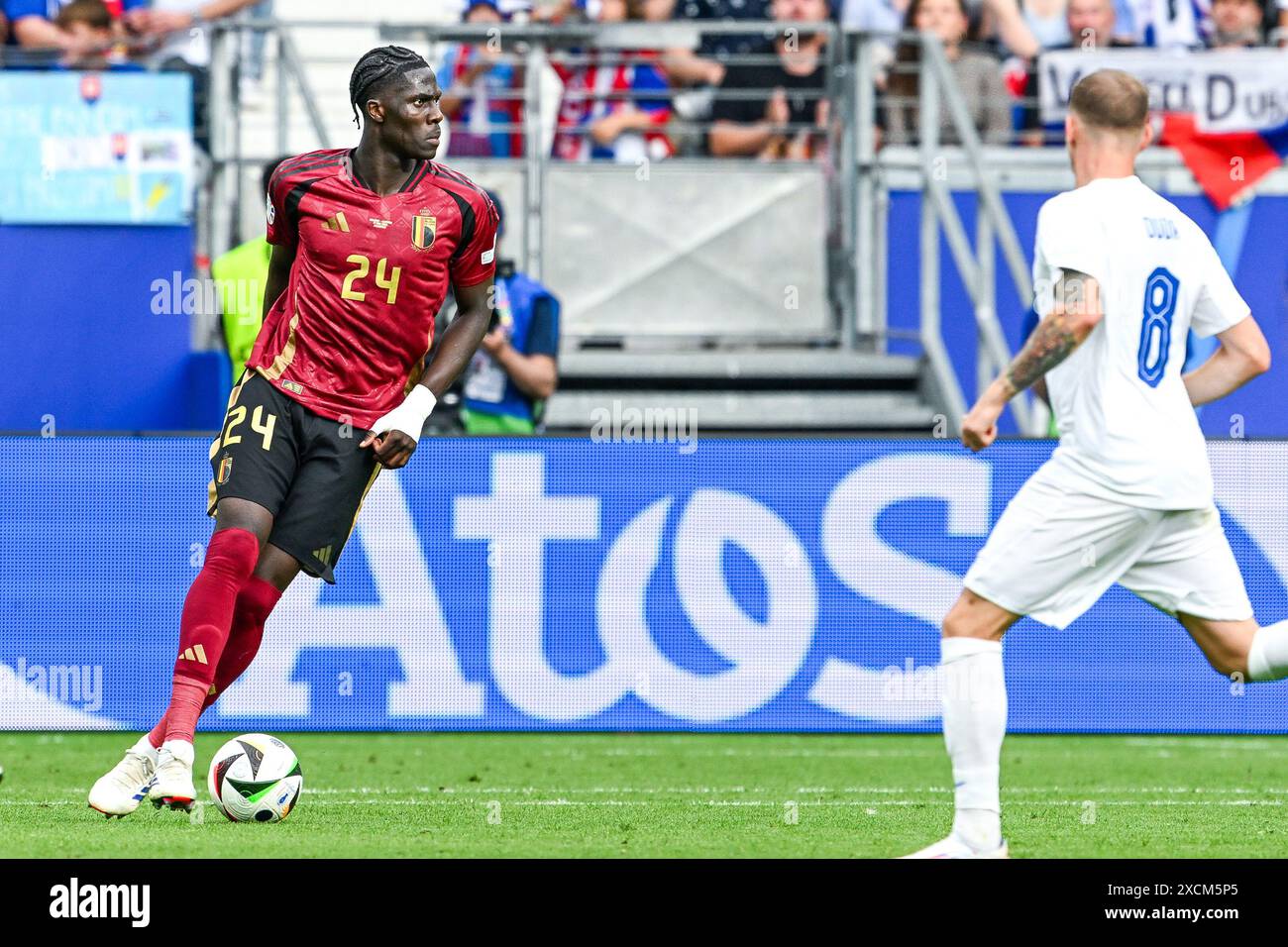 Amadou Onana (24) aus Belgien während eines Fußballspiels zwischen den ...