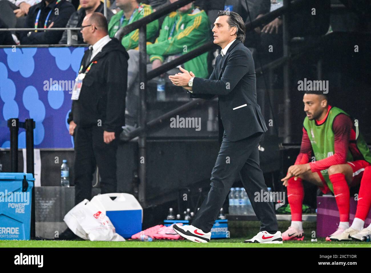 Dortmund - Turkiye-Trainer Vincenzo Montella beim Gruppenspiel der UEFA ...