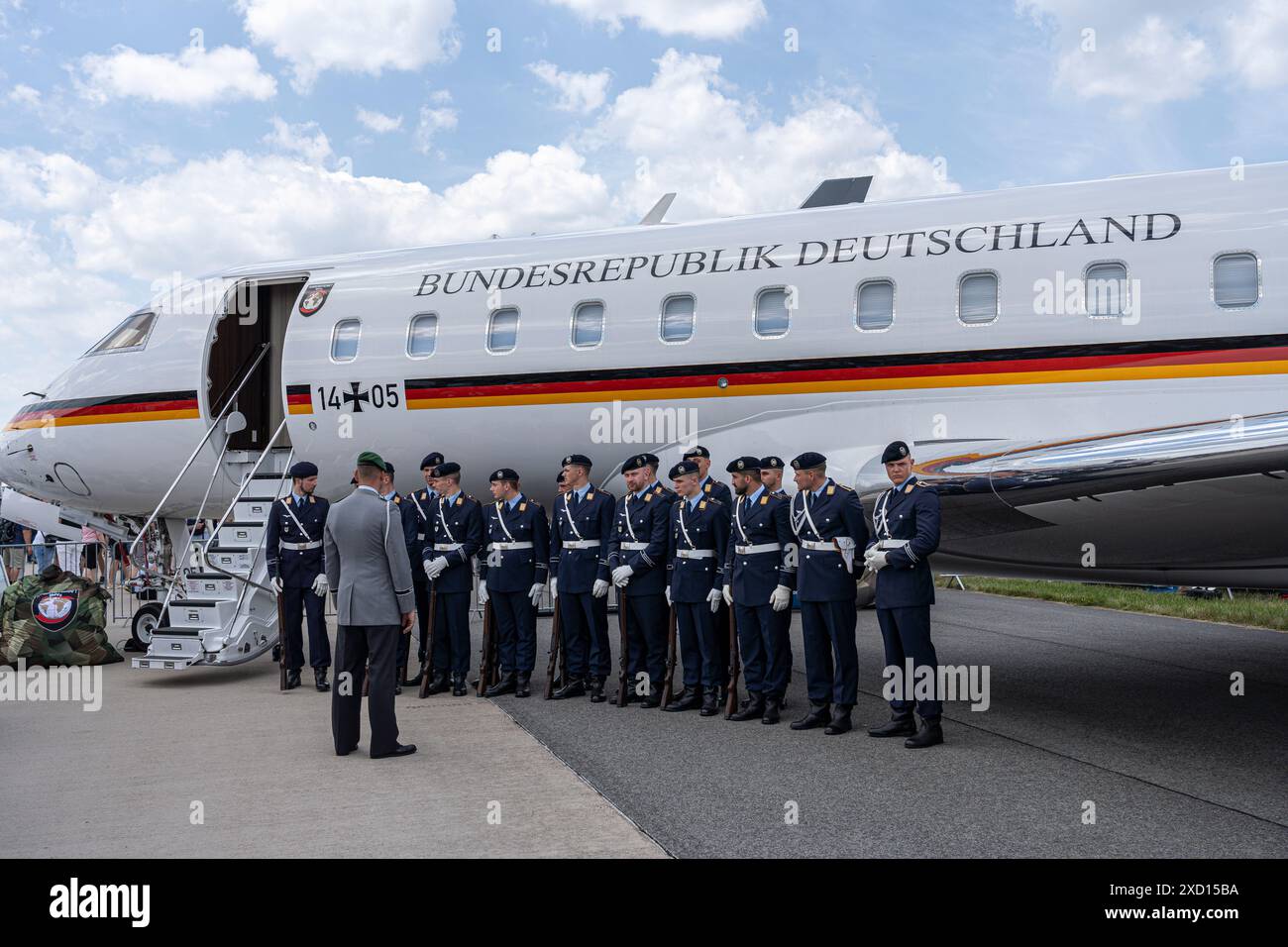 A350 Regierungsflugzeug Deutsche Luftwaffe Stockfotografie - Alamy