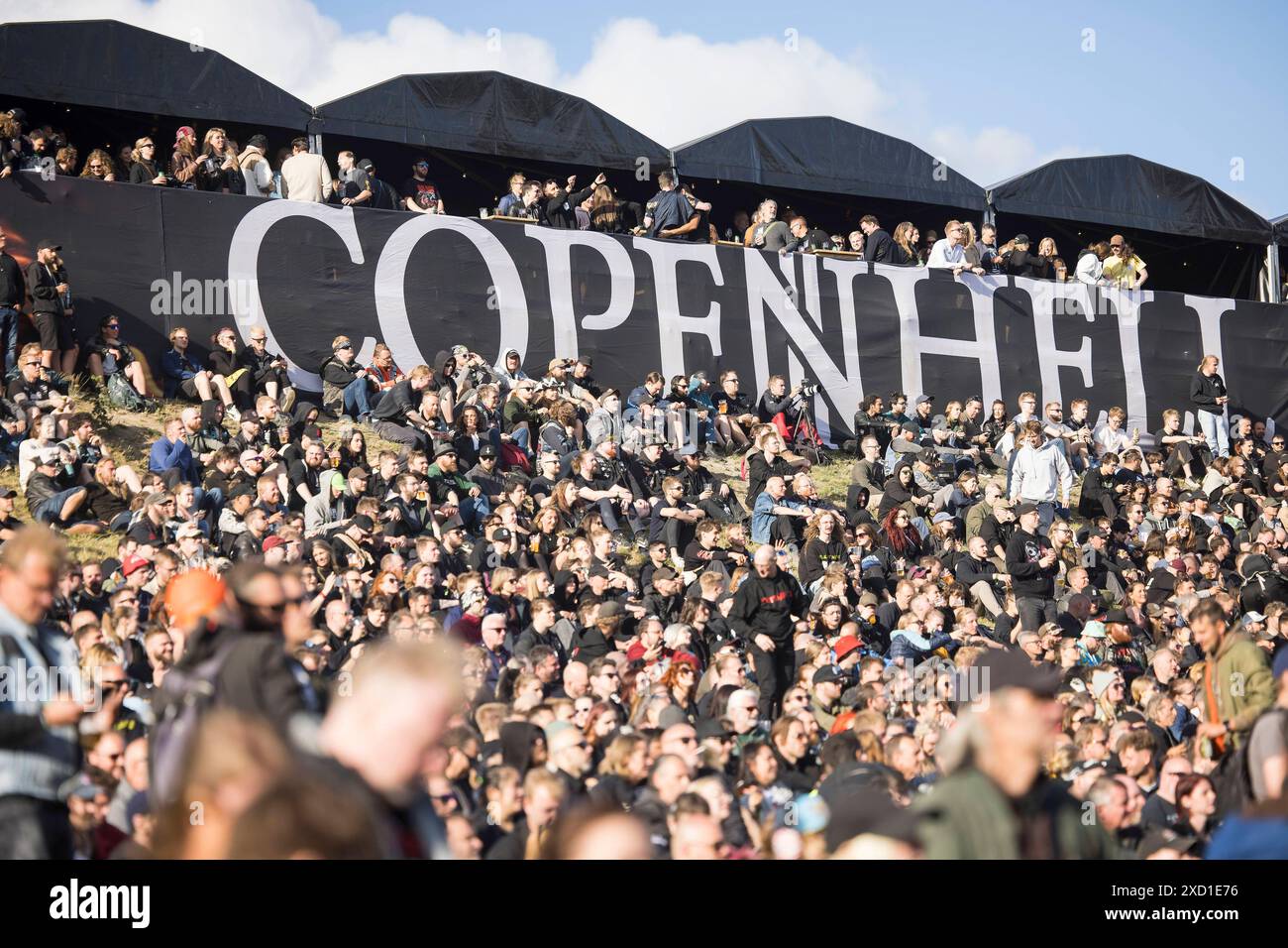 Copenhell, Festival Tag 1, Kopenhagen, 19.06.2024 Festivalbesucher vor ...
