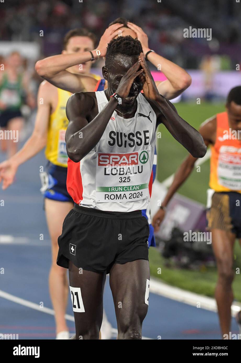 Dominic Lobalu aus der Schweiz feiert seinen Sieg im 000 m-Finale der ...
