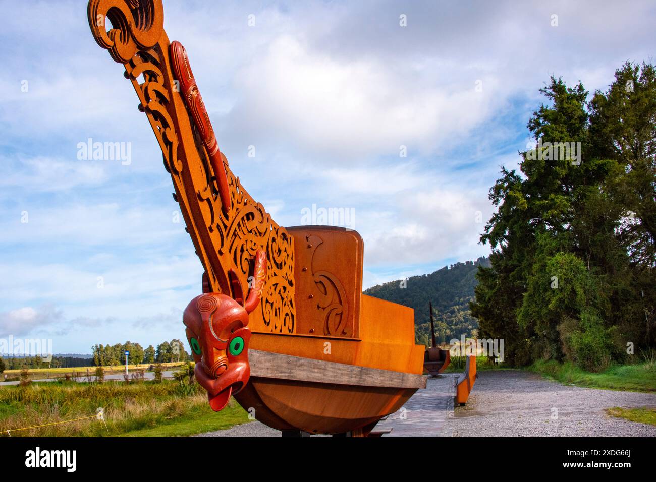 Waka maori boat -Fotos und -Bildmaterial in hoher Auflösung – Alamy