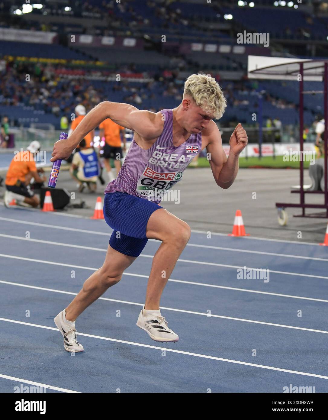 Charlie Carvell trat am 7. Juni 2024 im gemischten Staffelfinale der ...