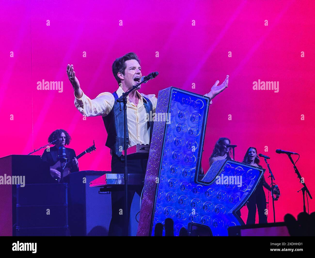 Juni 2024: Brandon Flowers, Dave Keuning, und Ronnie Vannucci Jr, von ...