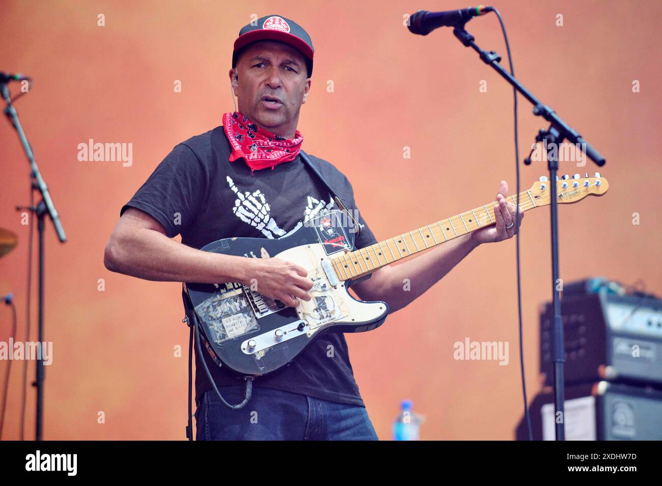 Tom Morello live auf dem Summerside Festival 2024 beim Flugplatz ...