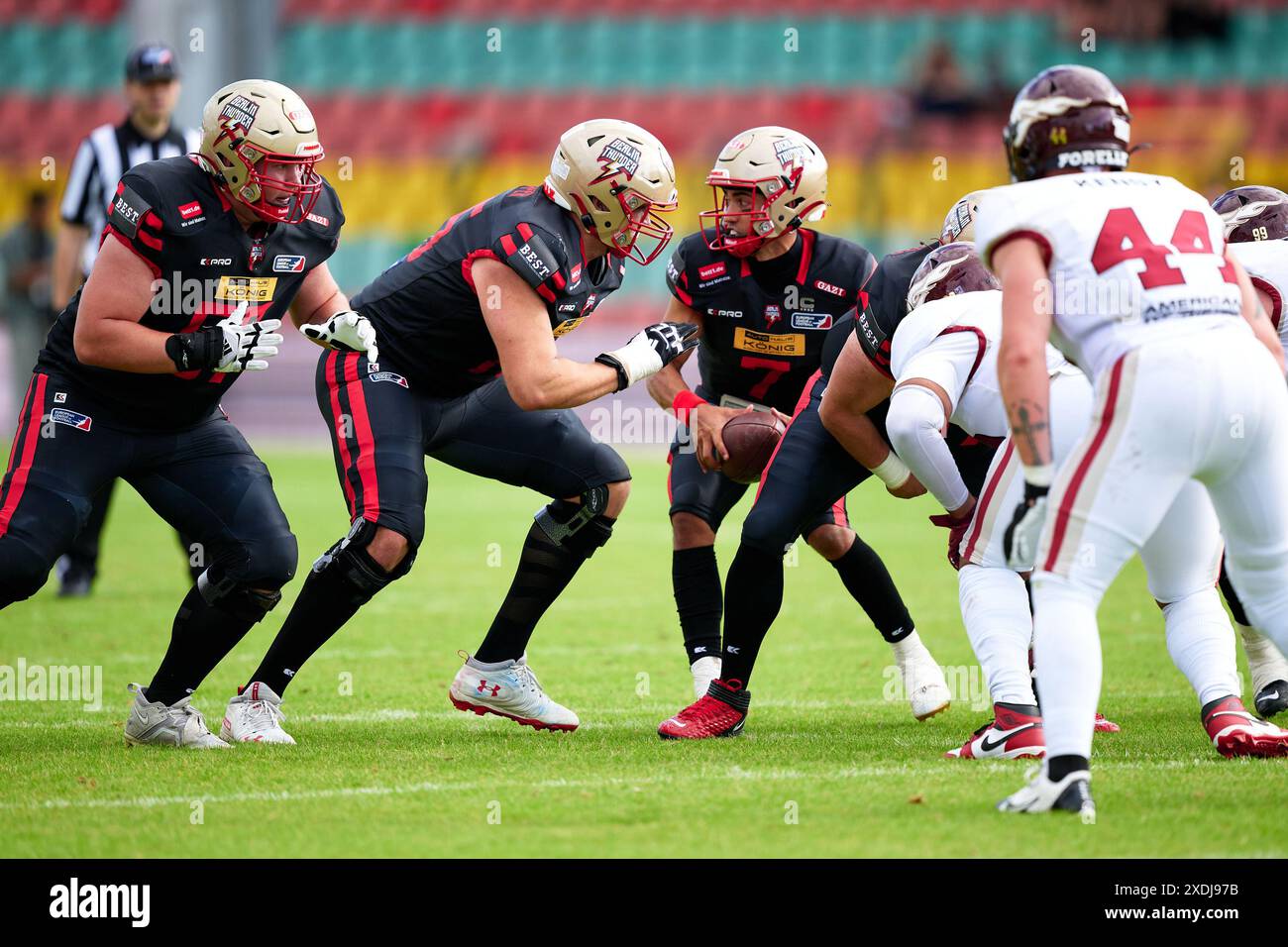 Robin Wilzeck (Berlin Thunder, #07), DE, Berlin Thunder vs. Rhein Fire, American Football ...