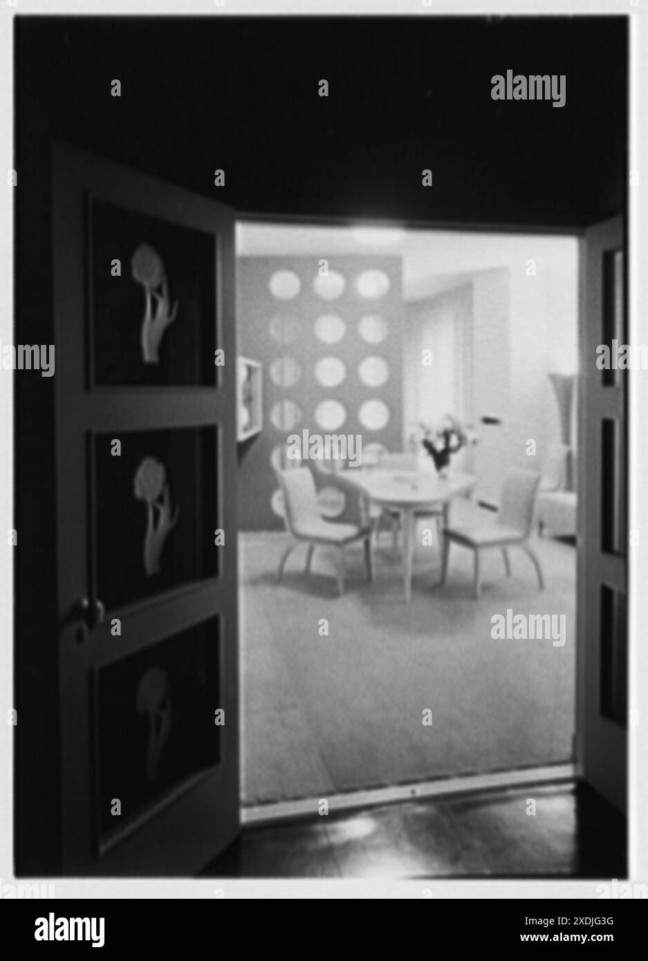 Northam Warren Corp., 50 E. 57th St., New York City. Verkaufsraum durch ...