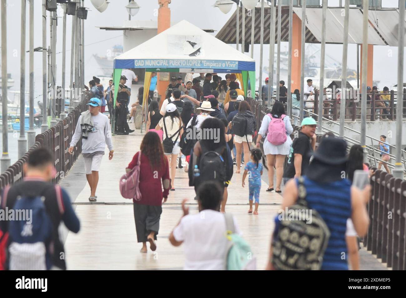 PTO LOPEZ BALLENAS OBSERVACION Puerto Lopez Manabi, 23. Juni 2024 Buckelwal Watching Tour API ...